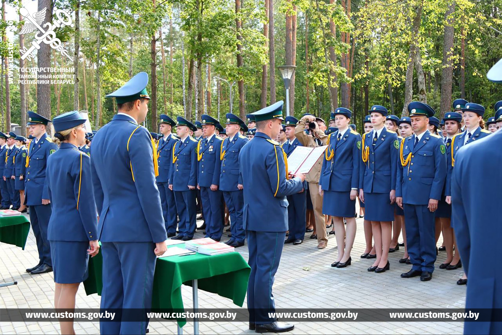 On the eve of the professional holiday, 172 young customs officers from ...